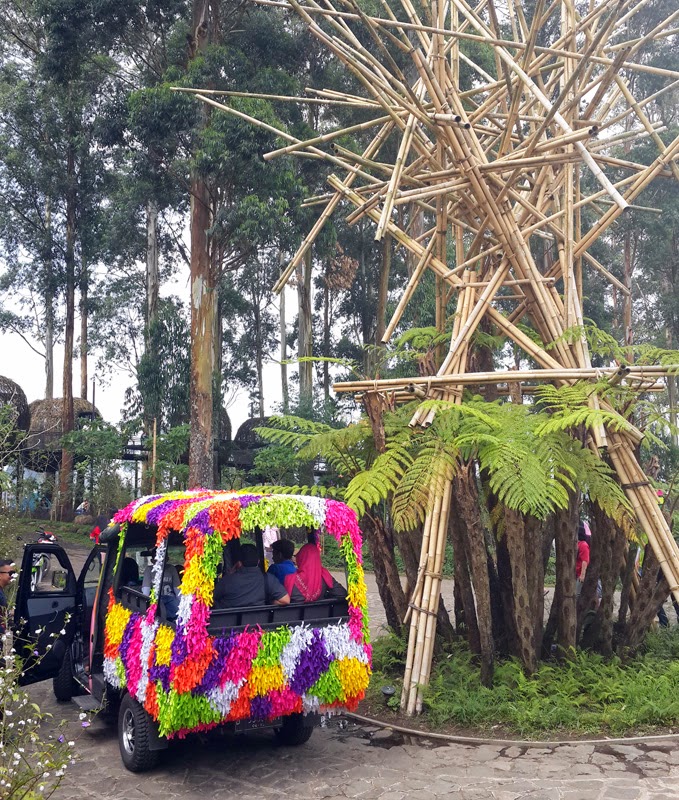 Kiddos' Travel Stories: Menikmati Pagi di Dusun Bambu Lembang