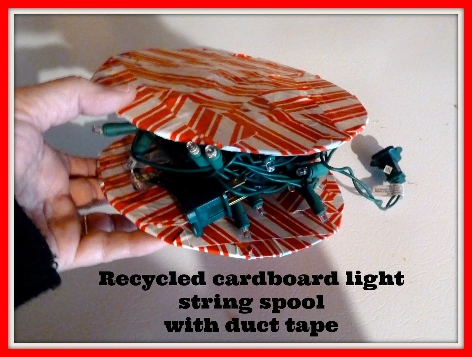 Make it easy crafts: Recycled cardboard light string spool
