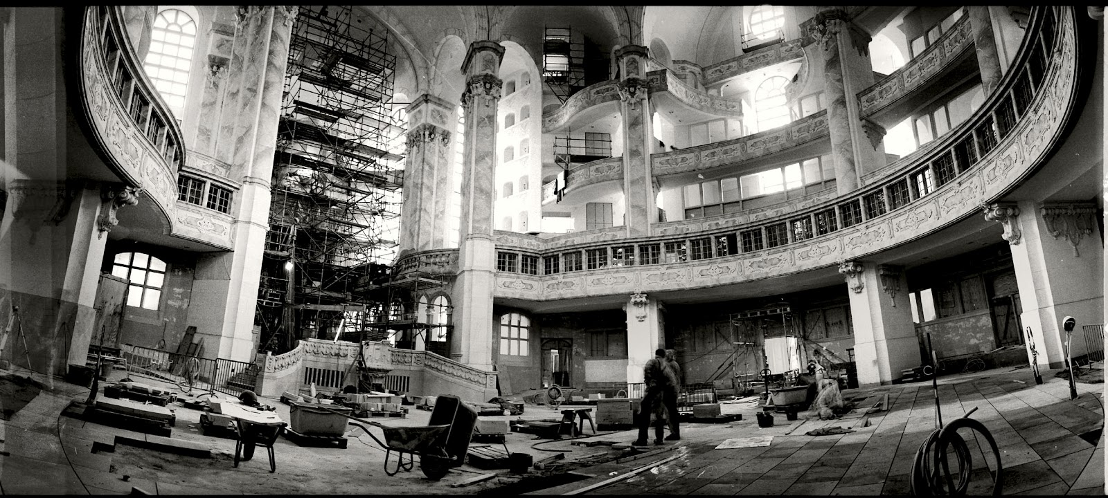 - PHOTO CAMERA TIPS -: NOBLEX PRO MEDIUM FORMAT 6X12 PANORAMIC CAMERA