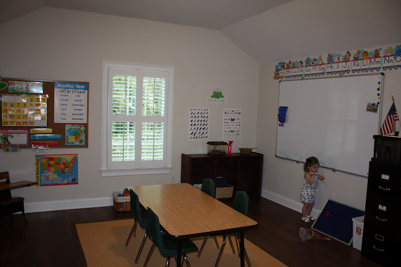 The Pearls of Homeschooling: School Room Tour