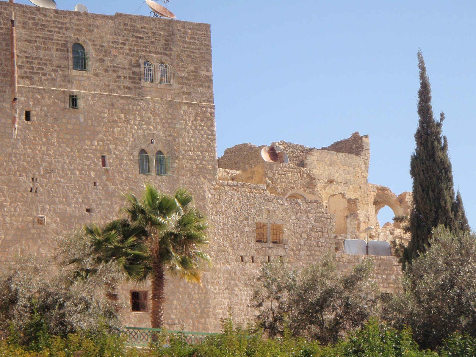 Life Times: The Caves of Machpela, Hevron Israel