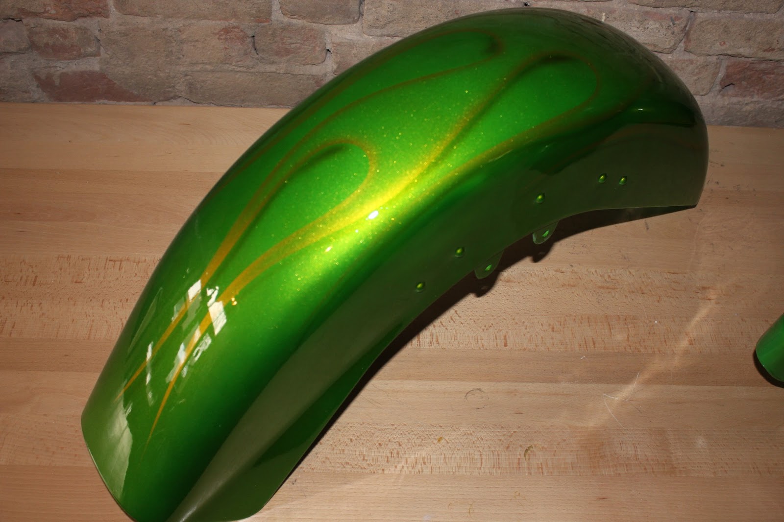 Online Motorcycle Paint Shop: Green and gold ghost flames