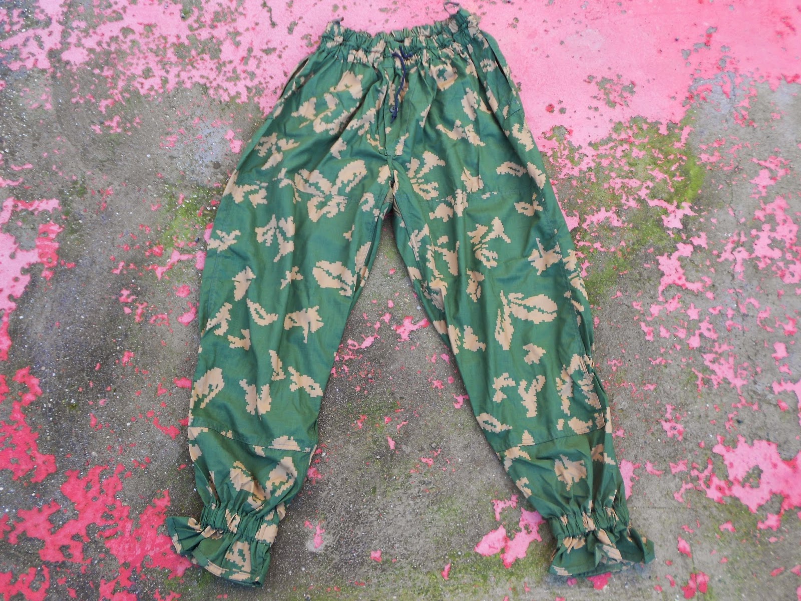 VOSTOK BASE: SSO SUMRAK - old cut vs. new cut