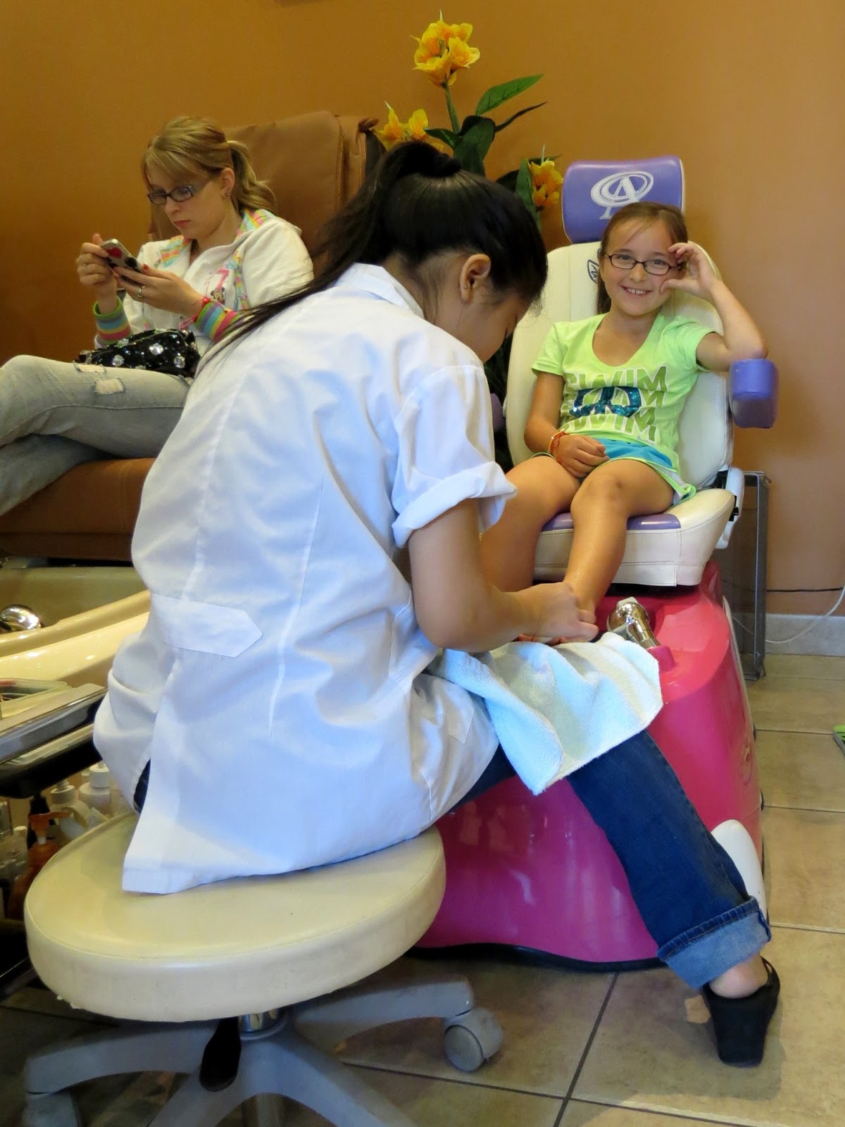 Meandering...: Shelby's Mani-Pedi on Tuesday