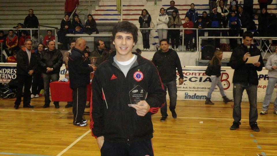 CLASICO DEPORTIVO: Maximiliano Oruste viaja a Valdagno para hacer escuela