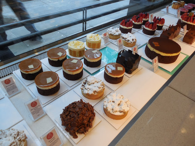 Mi pequeño gran mundo: Pasteles, ricos pasteles