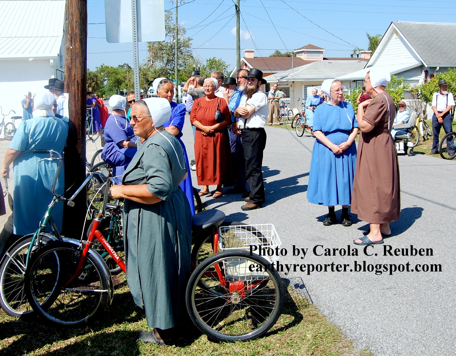 Earthy Reporter: Amish 'Snowbirds' Migrate to Florida Village