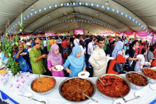 Buasir Otak: Perangai tipikal Melayu di jamuan makan percuma