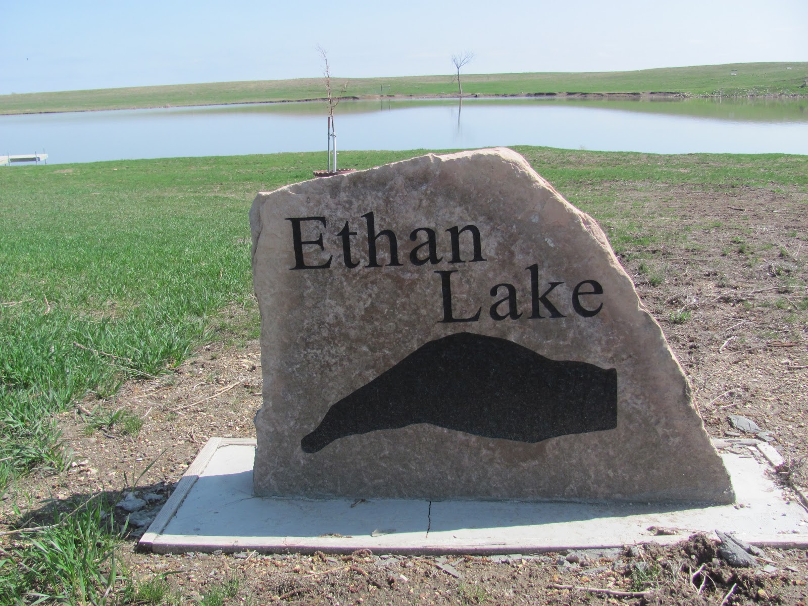 Kayaking the Lakes of South Dakota: Ethan Lake - May 2013