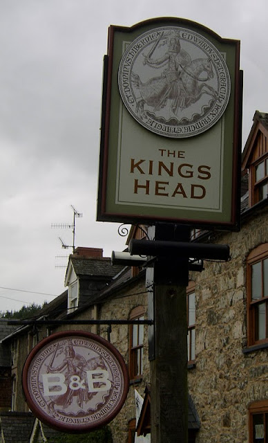 URDD BRENHINOL CYMRU: MATHRAFAL ROYAL COURT OF THE PRINCES OF POWYS ...