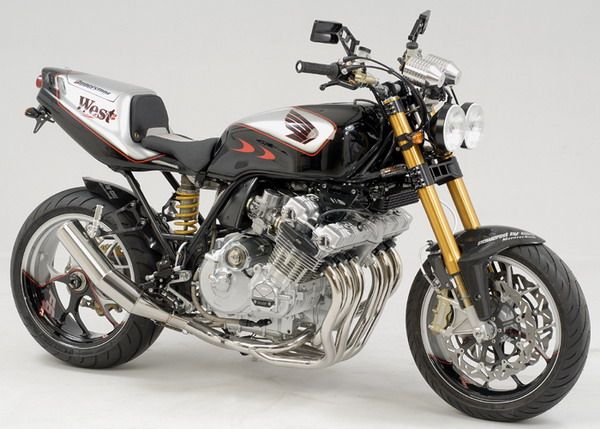 spesielt: Honda CBX-6
