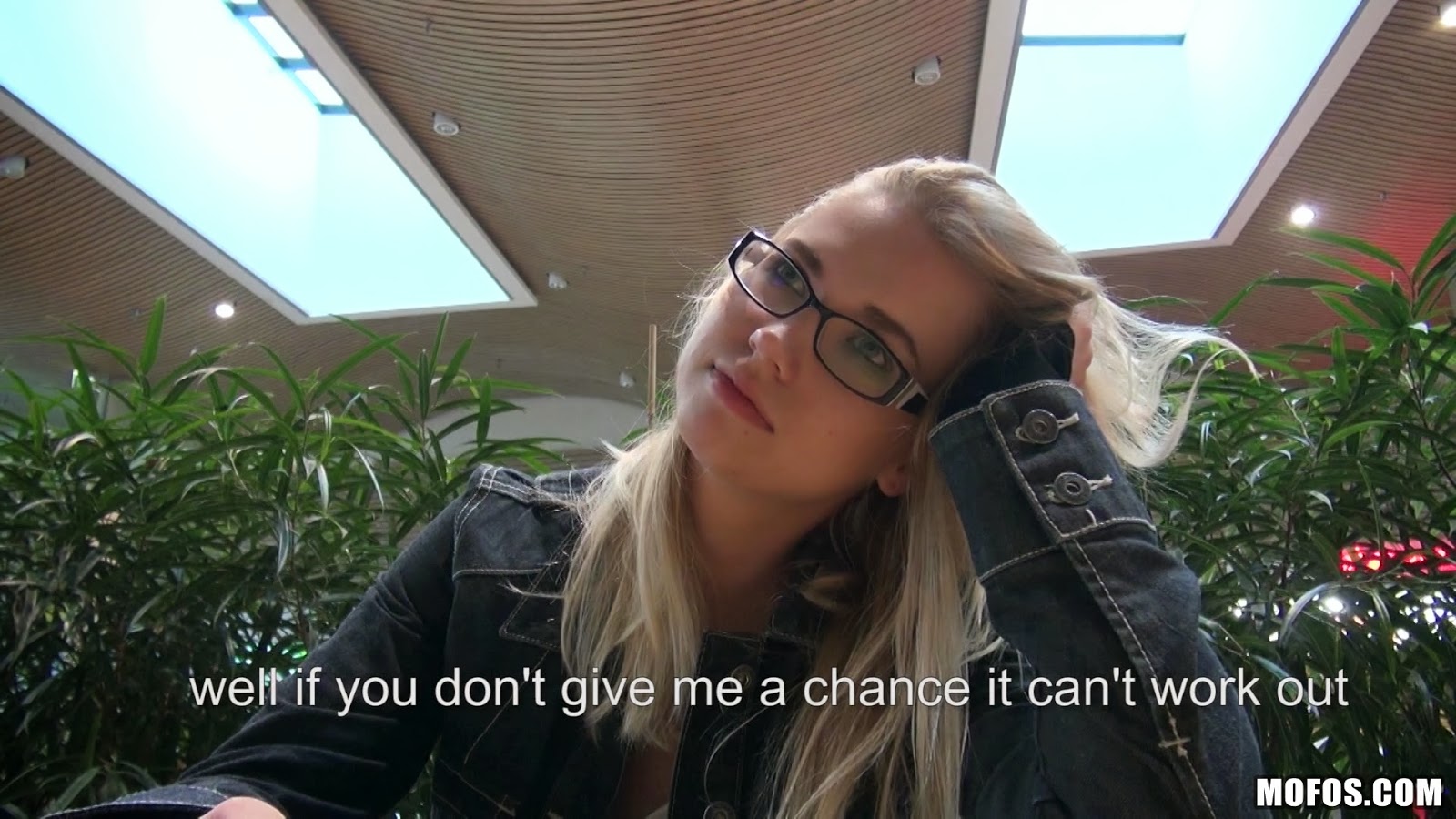 Public Pick Ups Part 2:PESAN BOKEP ONLINE