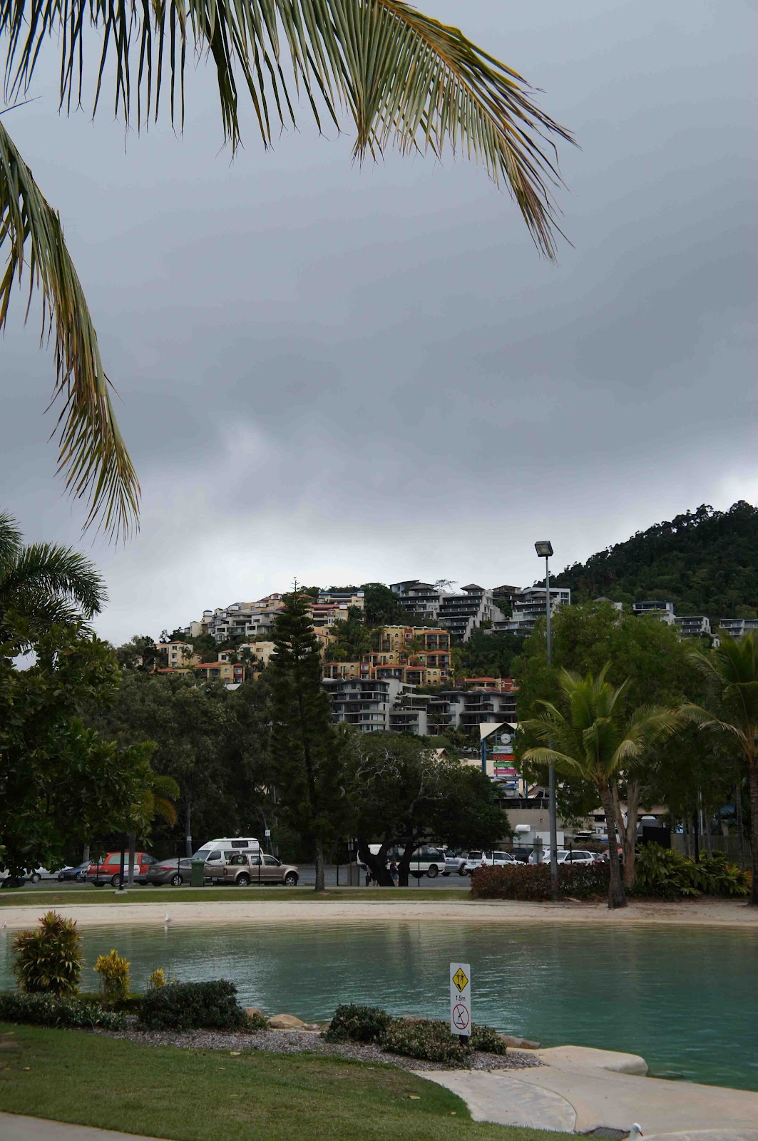 Johnsons Around Oz 2012: Day 56 Ayr to Airlie Beach