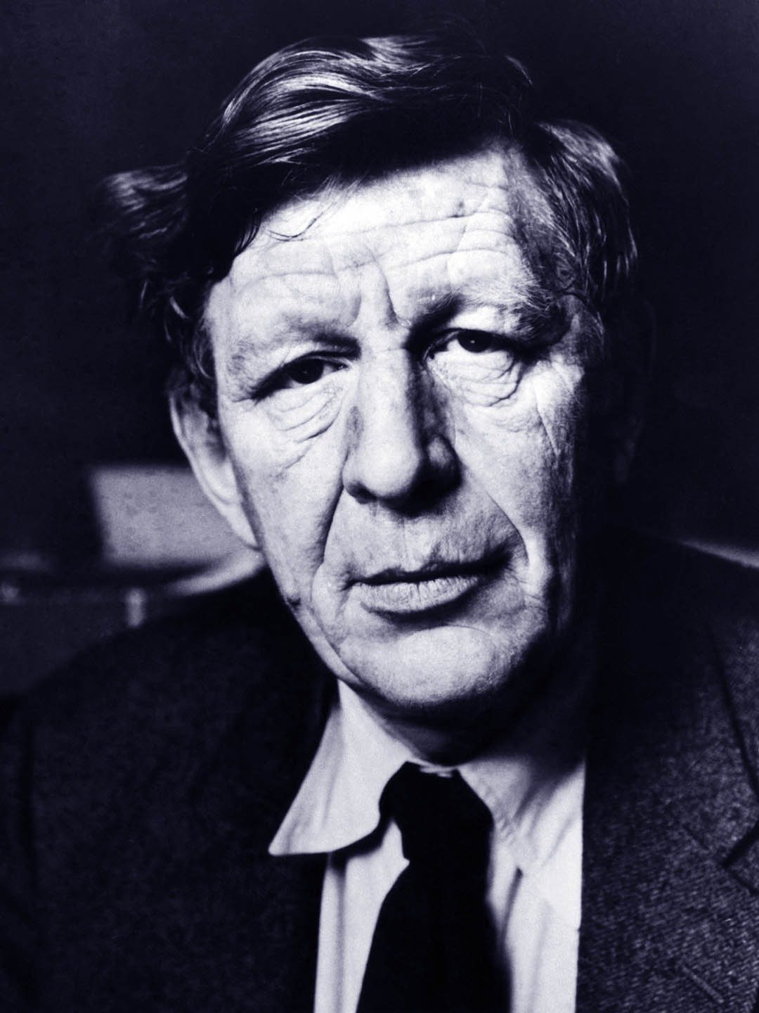 Un anotimp în Berceni: Capitala, de W. H. Auden