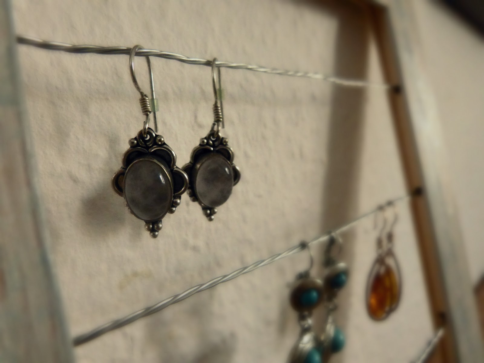 juliemrvll: DIY - Ohrringhalter {All I Want For Christmas Is You}