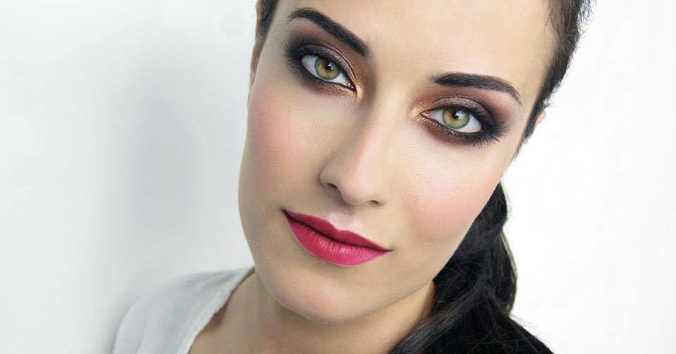 Yoga nomade, lo yoga itinerante: Lucia Berdini a Yoga Nomade: " Armonia Totale