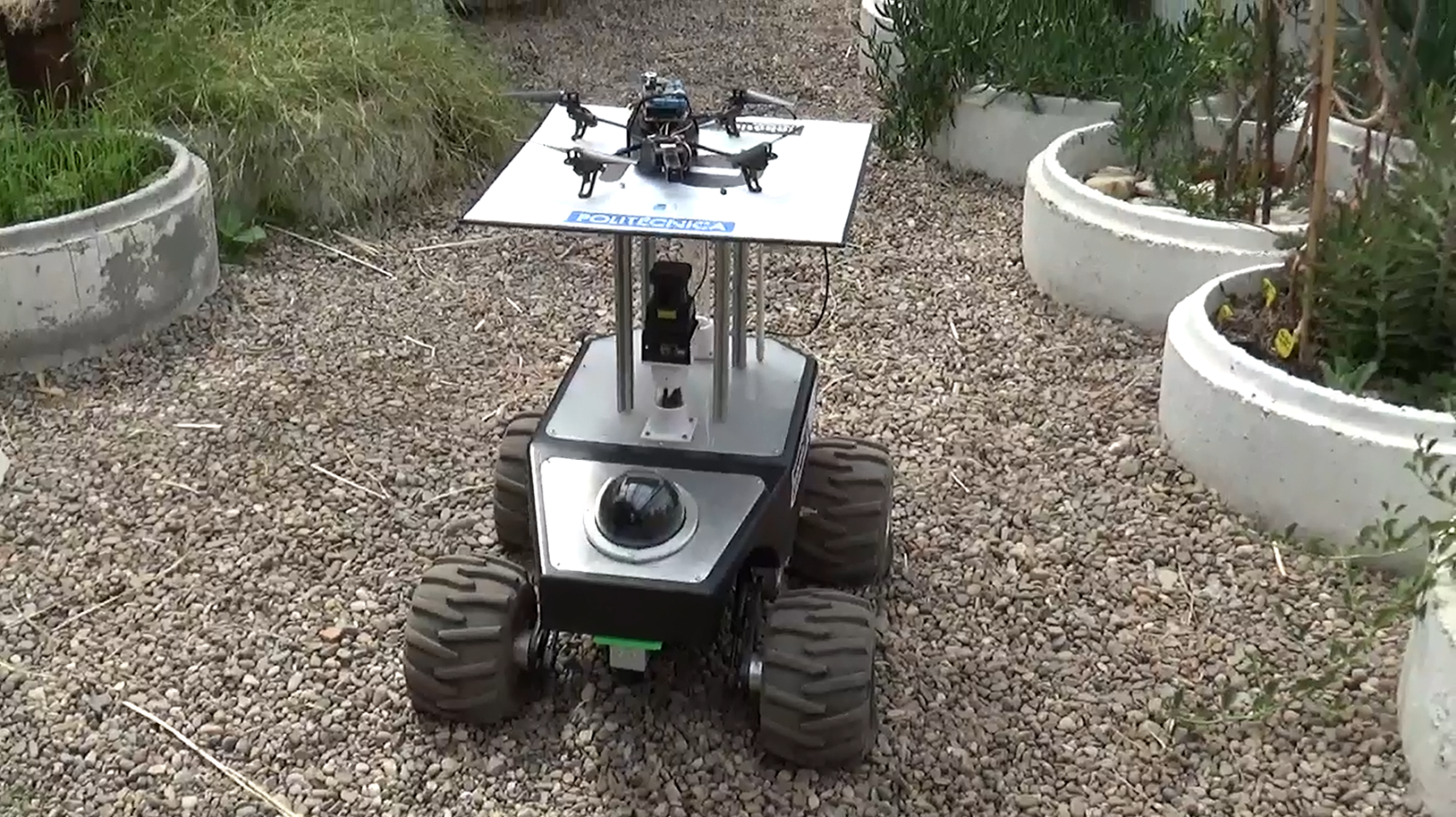 Jjrg Heterogeneous Multi Robot System For Mapping Environmental Variables Of Greenhouses