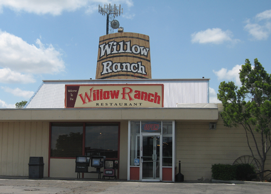 The Intrepid Tourist: PIE on I-5: Food for the Hungry Traveler in ...