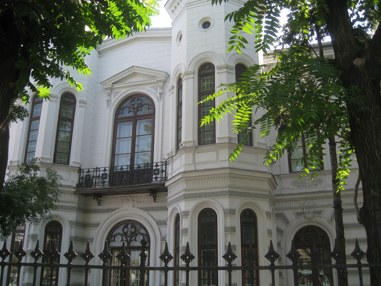 Impresii de calatorie: Palatul Sutu - Muzeul Municipiului Bucuresti