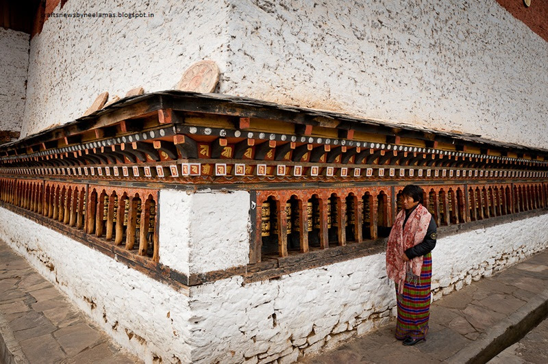 craftnews by Neelam AS: Bhutan Architectural: Stone Art Dozo : DZONG