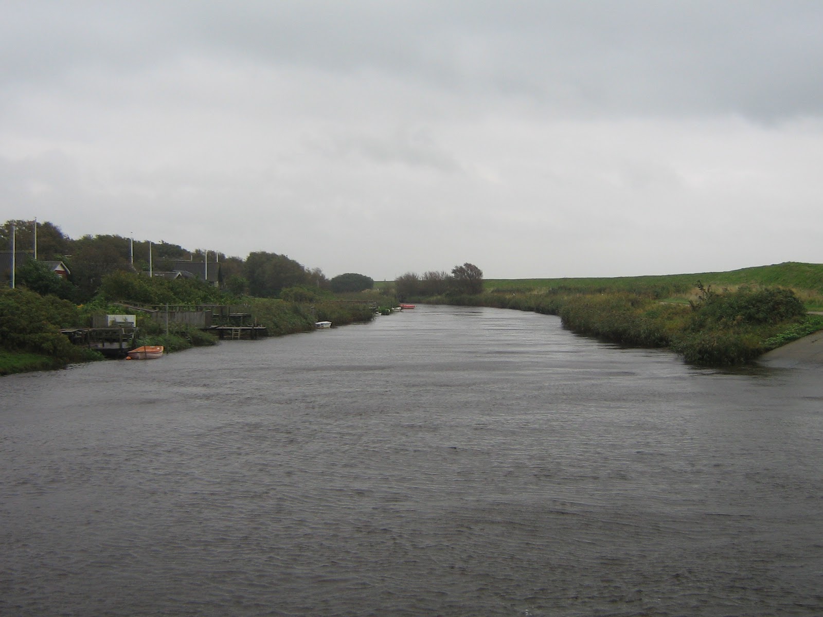 VNT UCSydnet: Sneum sluse d. 03 10 2012. kl 10.00