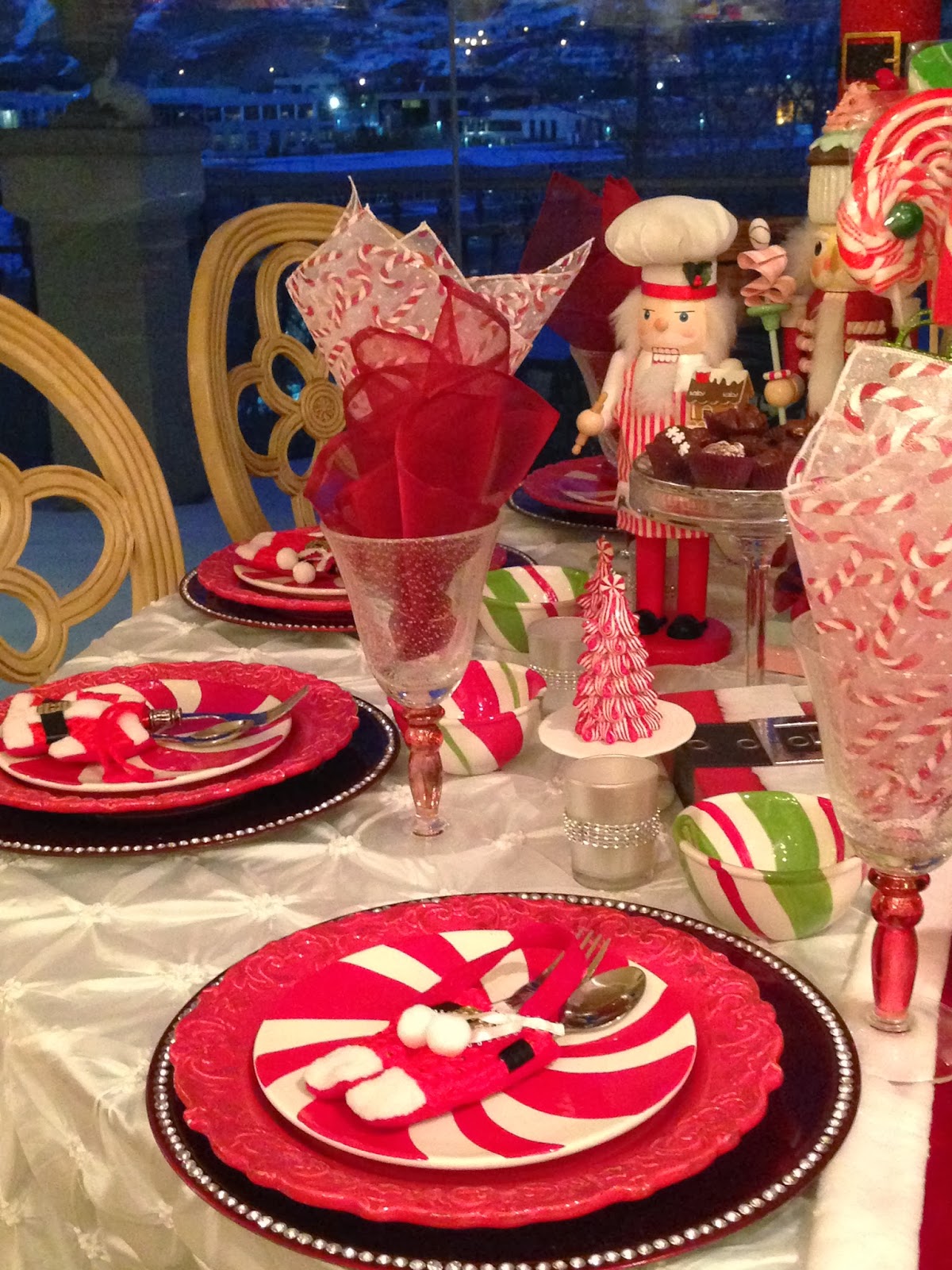 Candy Land Christmas Morning Table - Purple Chocolat Home