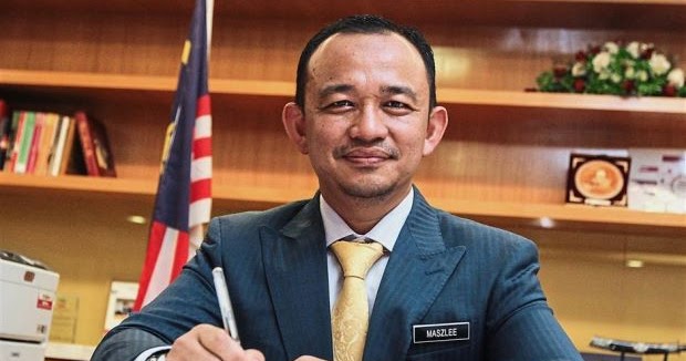 Rightways: Education Minister Dr Maszlee Malik comes under more fire ...