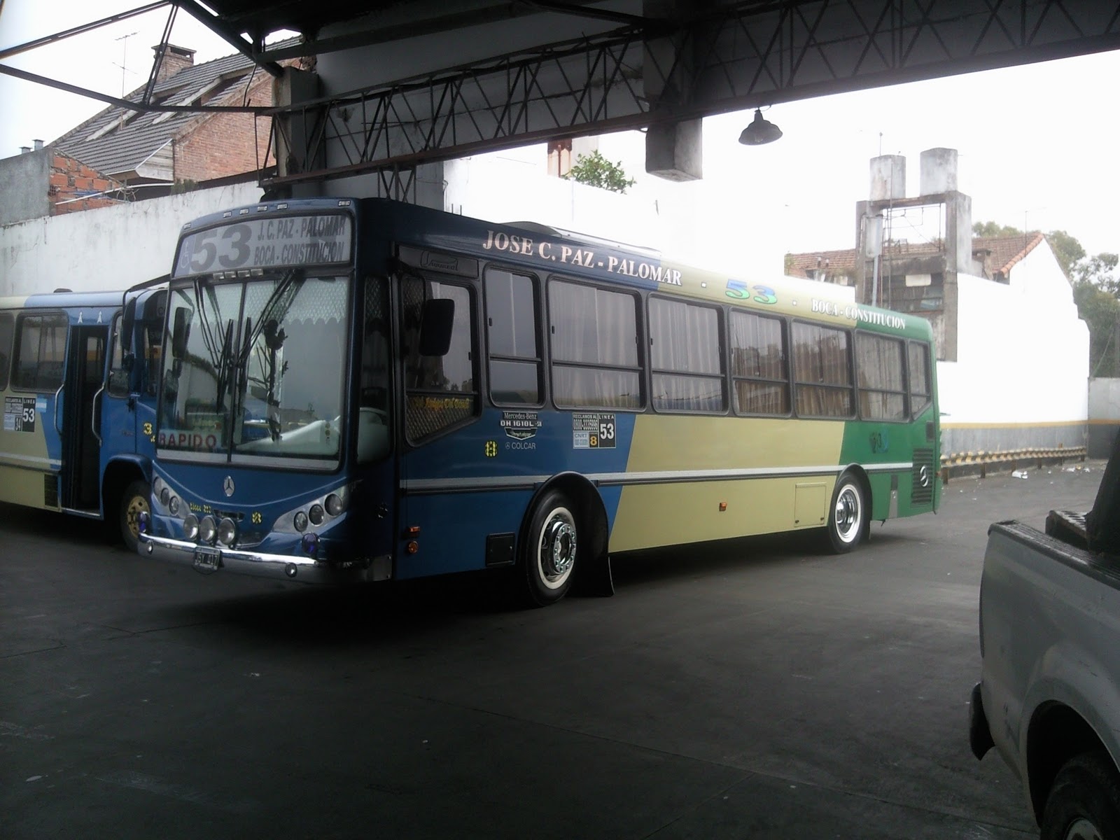 Pasion por los colectivos Argentinos: Linea 53 y linea 237