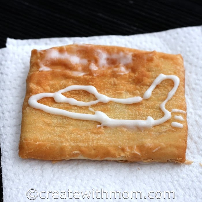 Create With Mom: Decorating Our Toaster Strudels for the Strudelgram ...