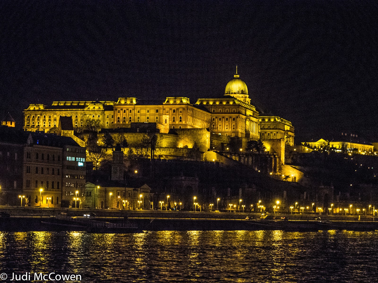 JUstDreamInparadise: Budapest by night