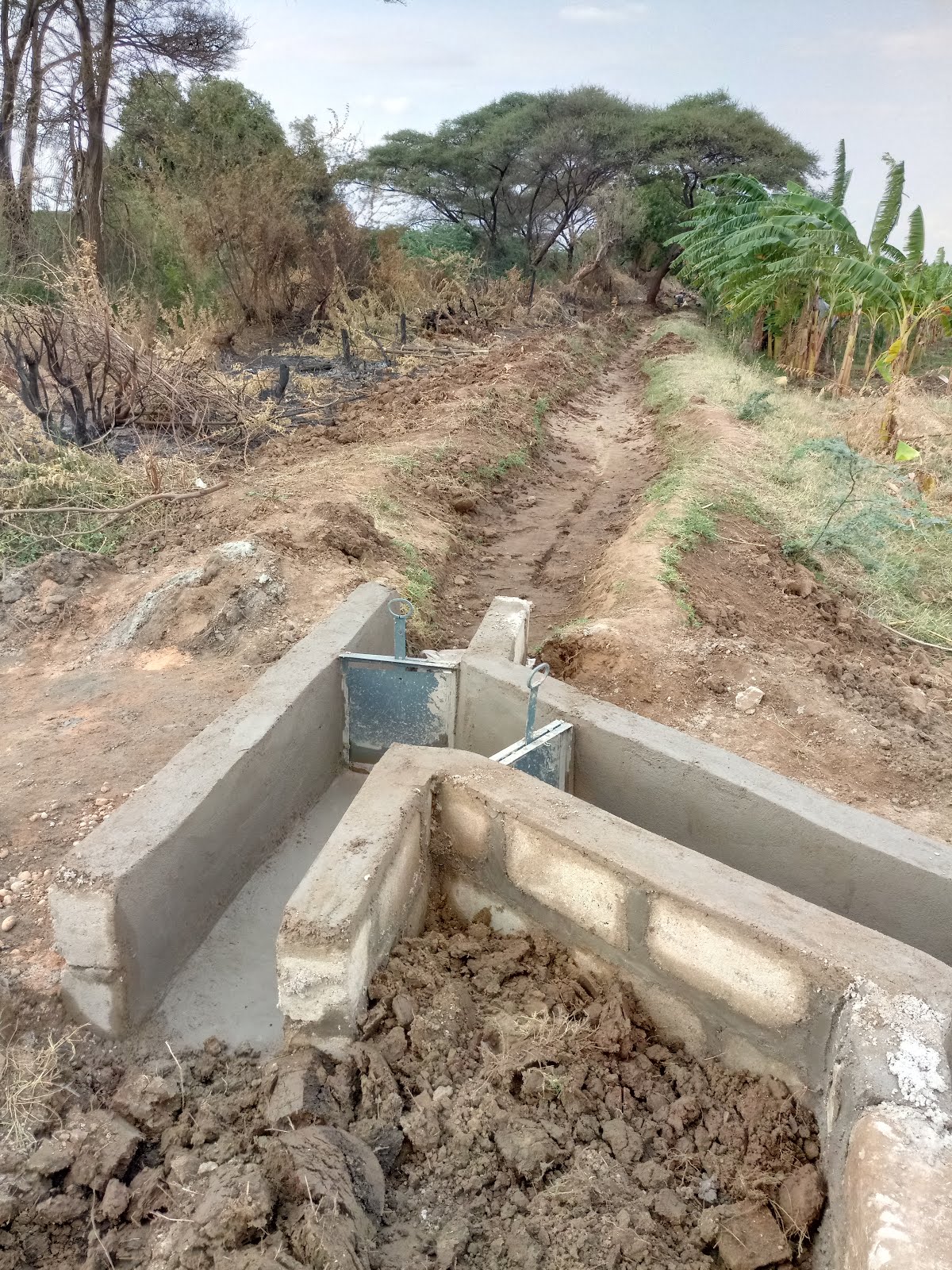 FiveKennys: Let the Water Flow: Improved Irrigation Canals in Garissa