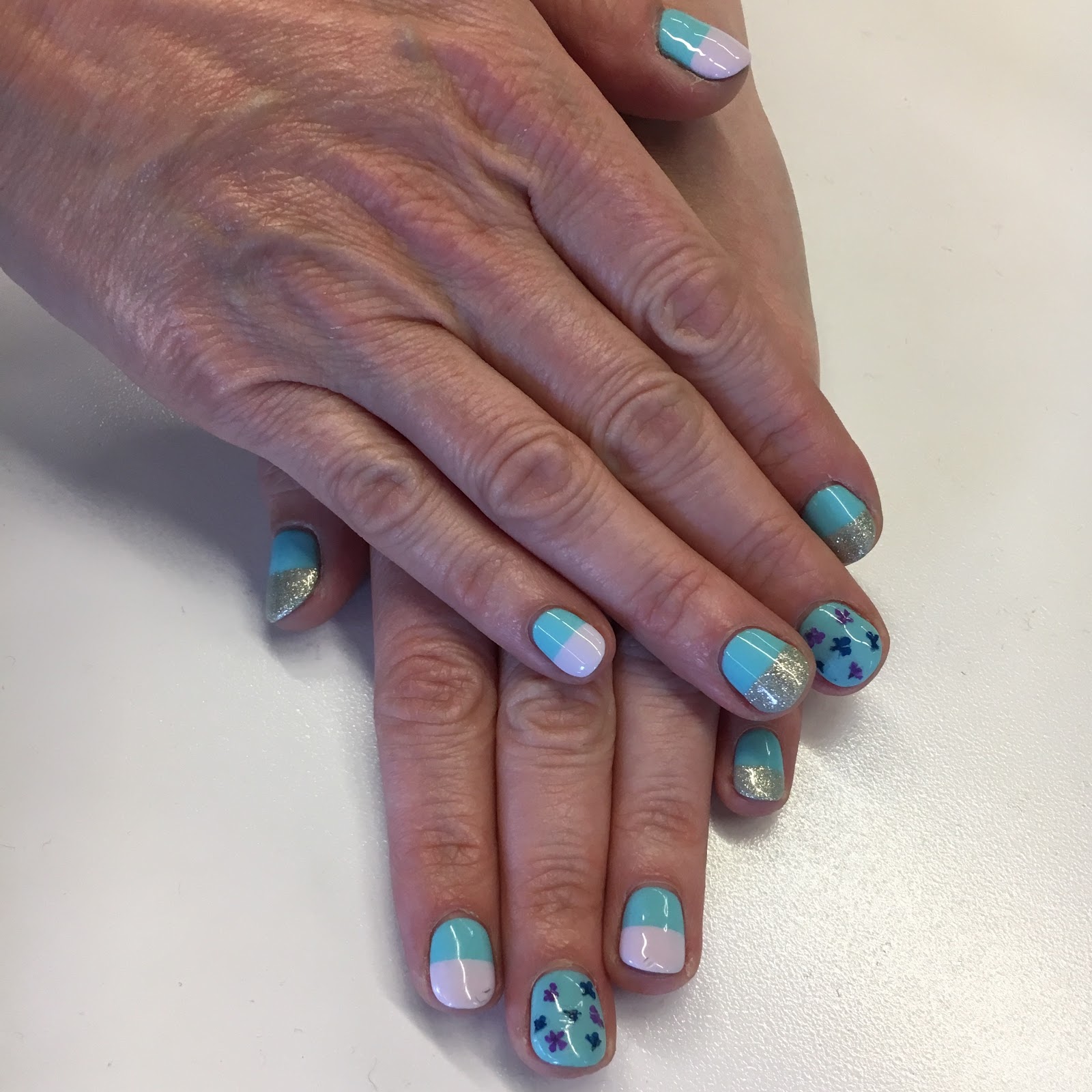 The Beauty of Life: Salon and Spa Directory Meets #ManiMonday: Color Camp