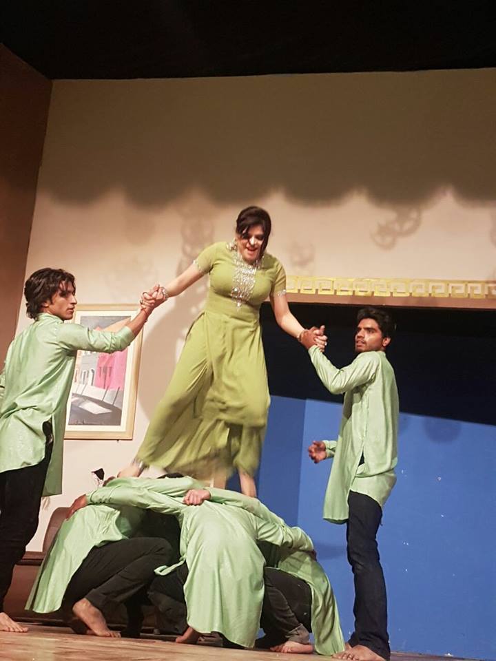 Pashto Sandare: Pashto & Punjabi Stage Actress Shanza Khan New ...