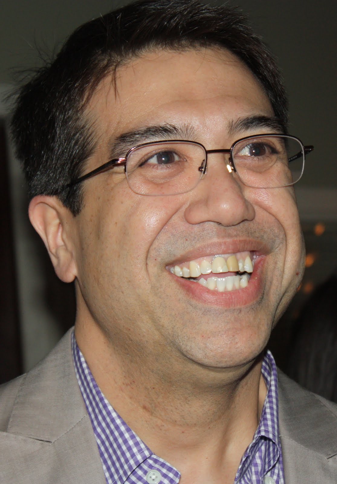 Walker Report - Shedding Light on Bexar County: Supporters turn out for ...