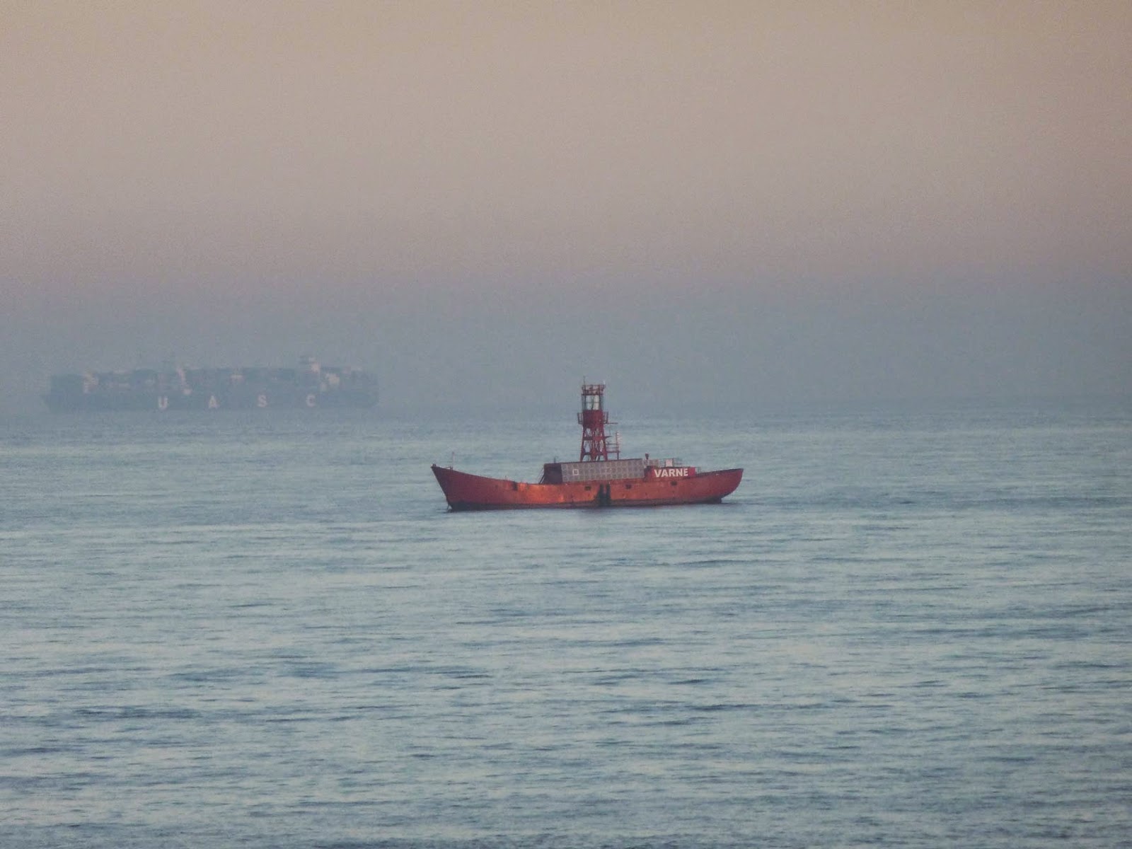 HAYNES WORLD: VARNE Lightvessel 16th May 2014