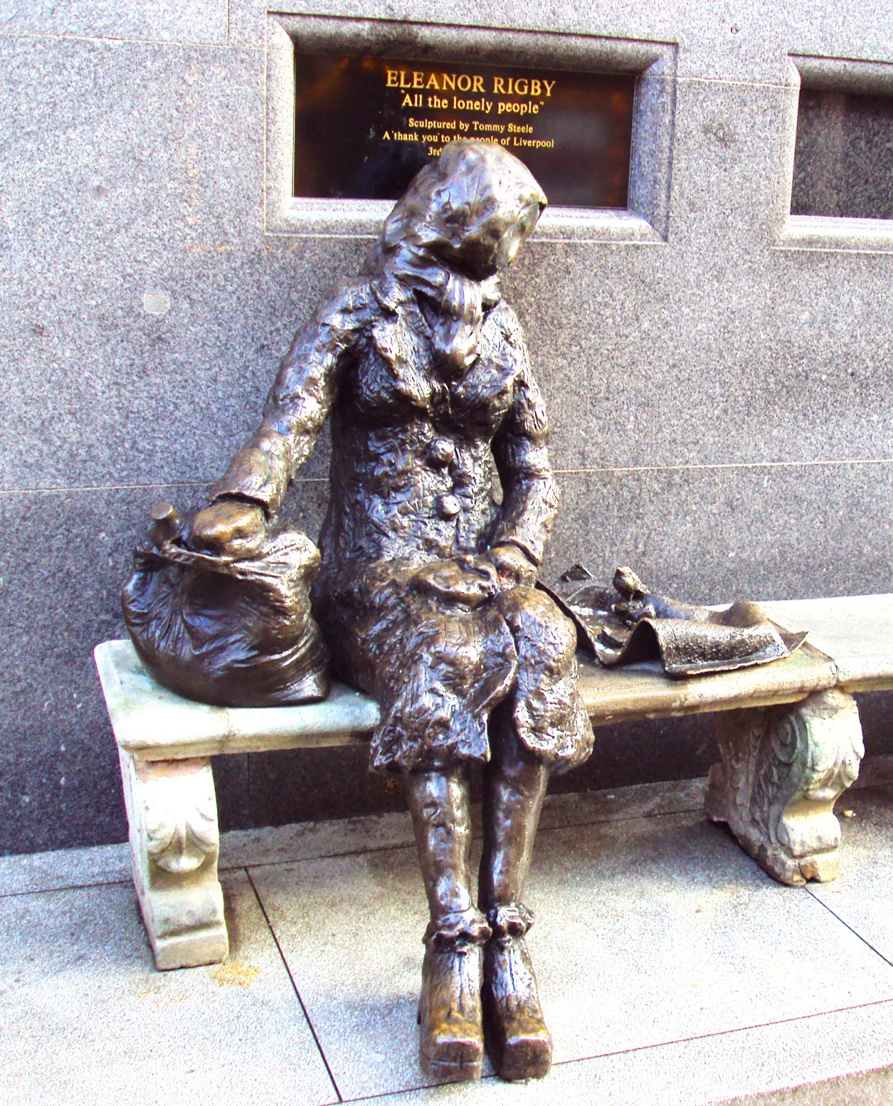 UN DIA EN LA VIDA DE LOS BEATLES: Quién fue verdaderamente Eleanor Rigby?