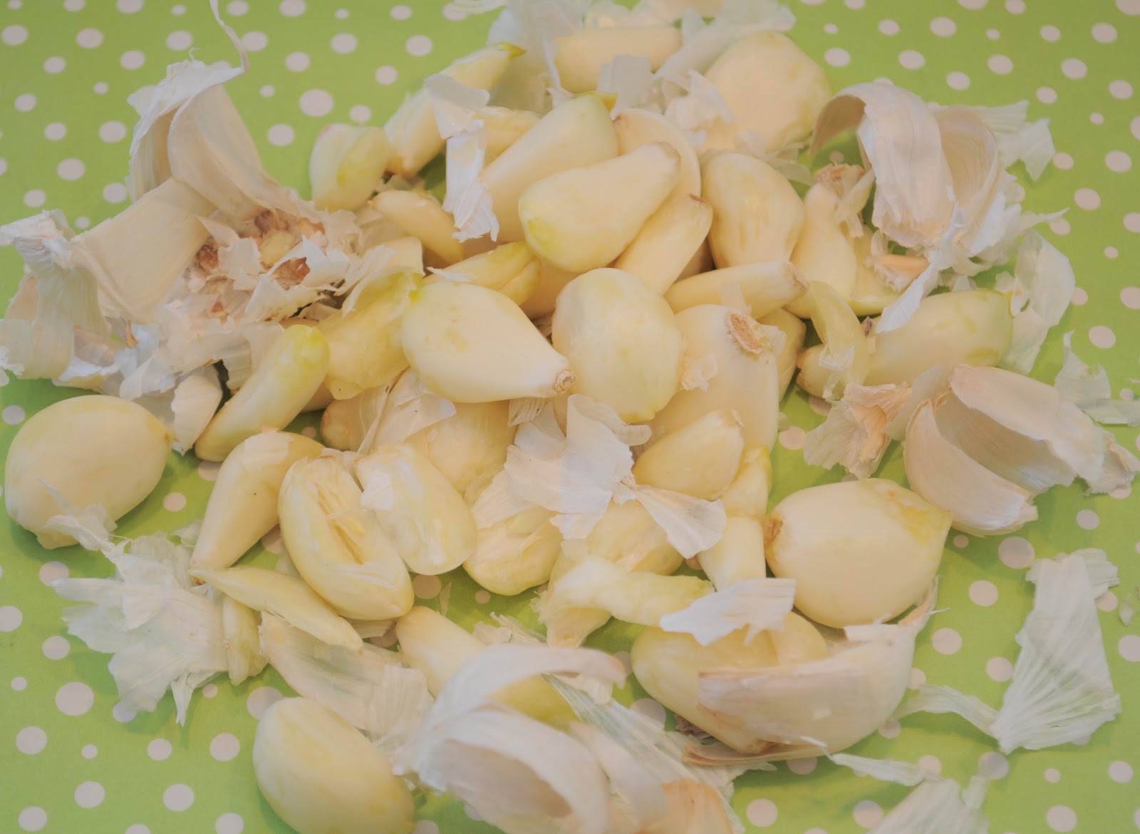Holiday Sparkle: The Fastest way to Peel Garlic