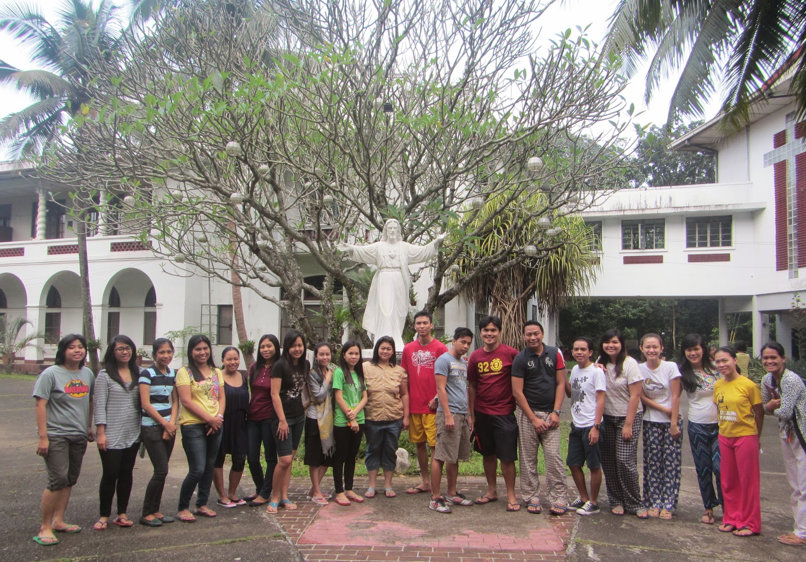 LEXICAL CROWN: SACRED HEART RETREAT HOUSE AND SEMINAR CENTER