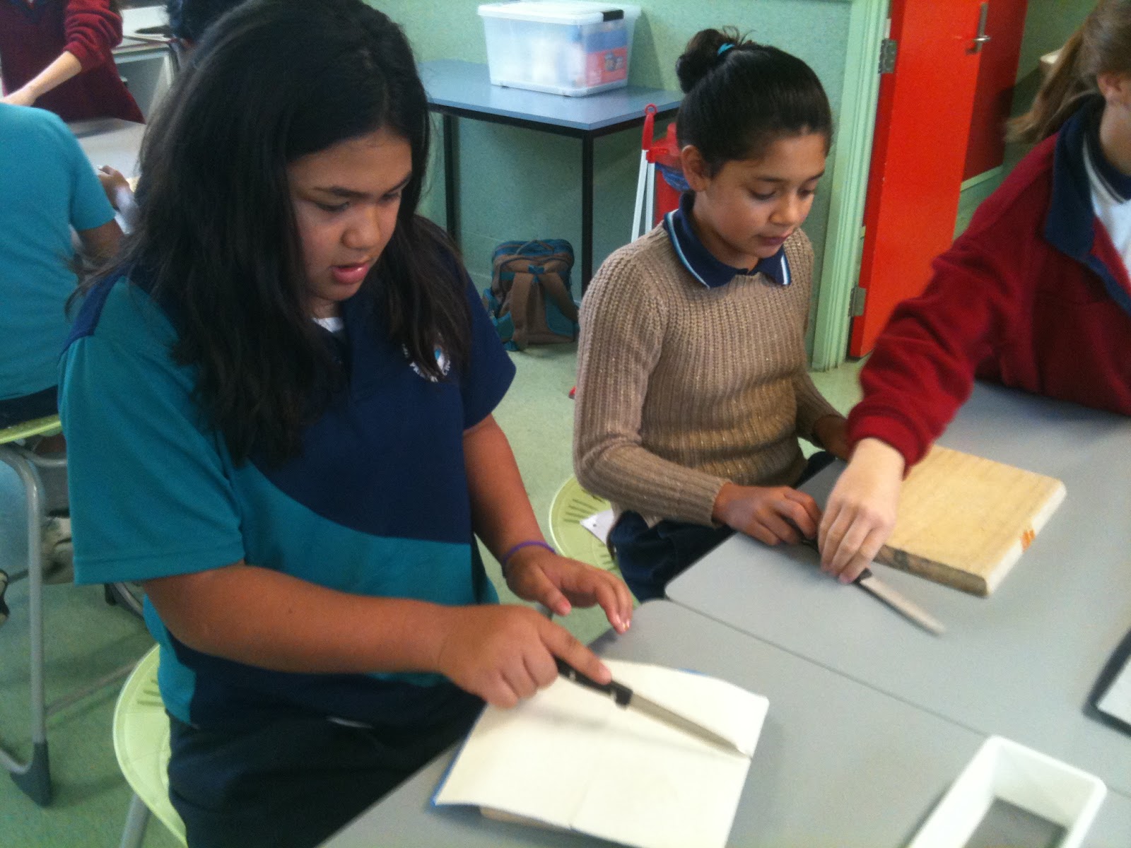 Room 1, Henderson North School: Year 6s visit Henderson Intermediate School