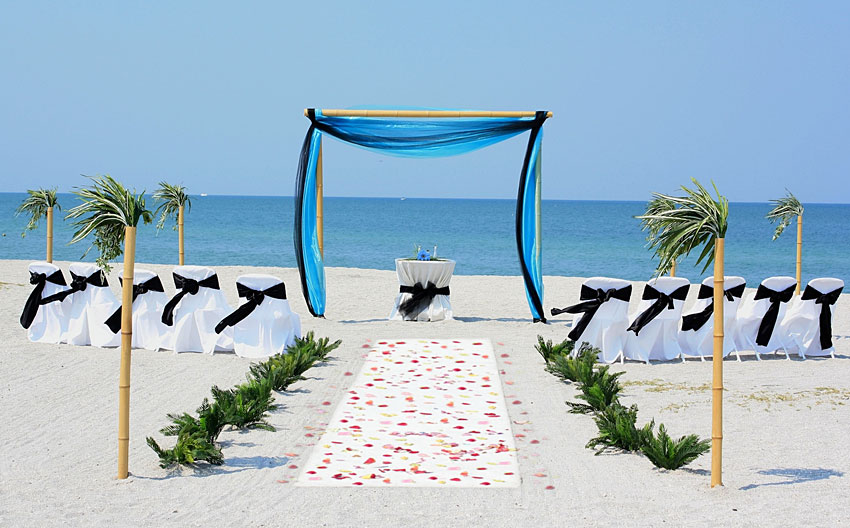 specialkevent: Beach Wedding