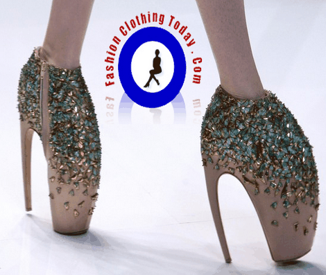 Frumuseţe la superlativ: Pantofi ciudati