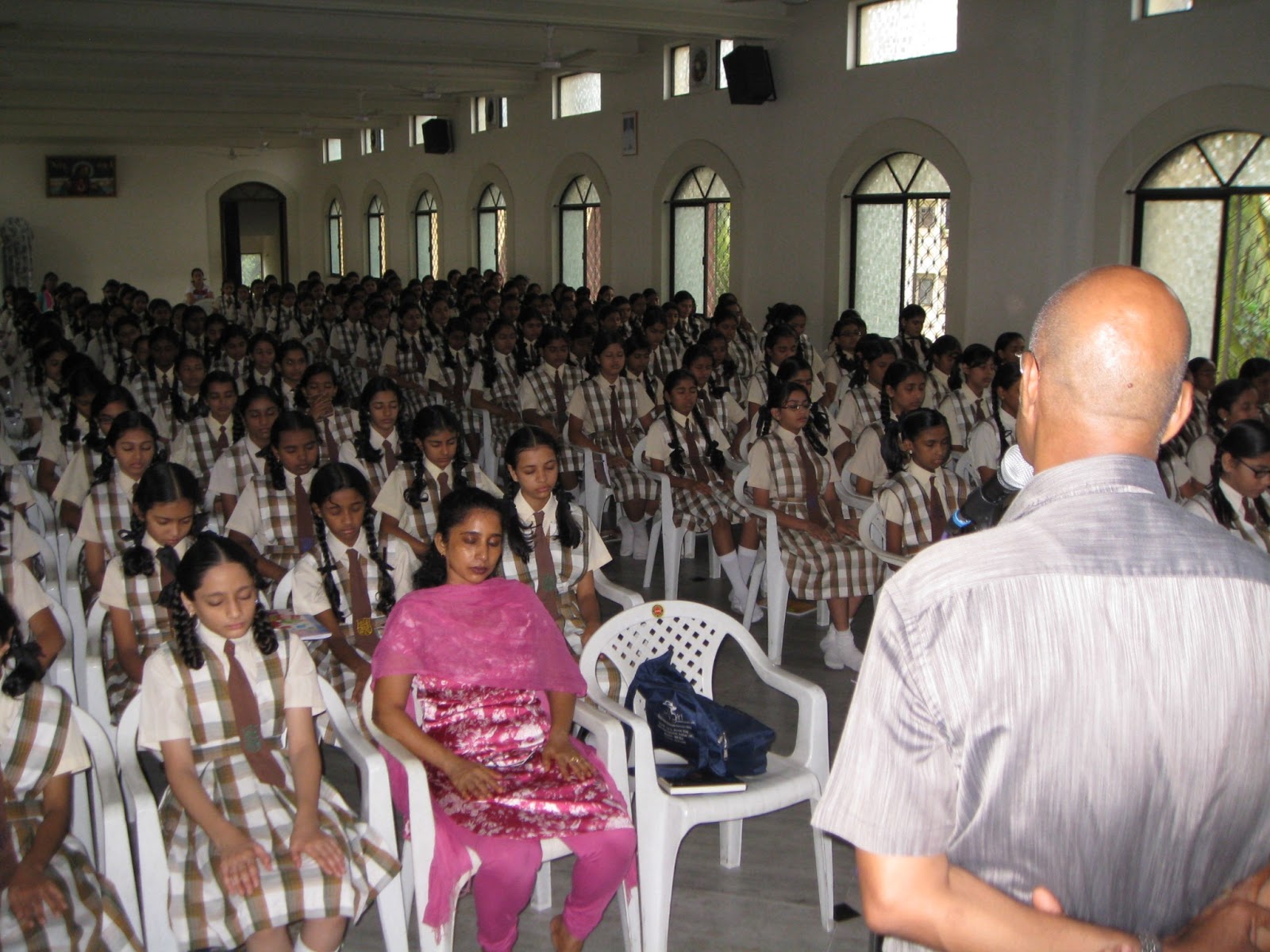 AVEC Mumbai: ST.LOUIS CONVENT GIRLS HIGH SCHOOL - ANDHERI