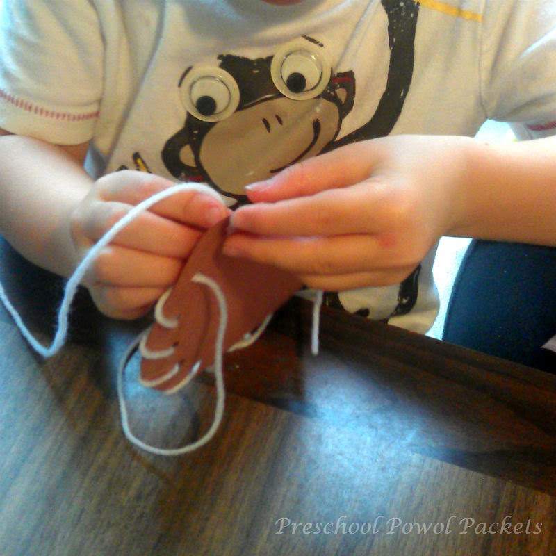 Football Preschool Craft | Preschool Powol Packets