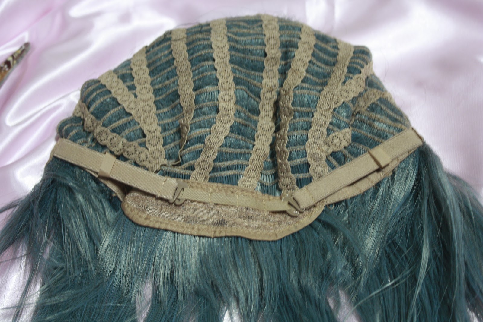 Le Petite Rebelle Fleur: Senbazuru Shop and Fantasy Sheep Wigs Review