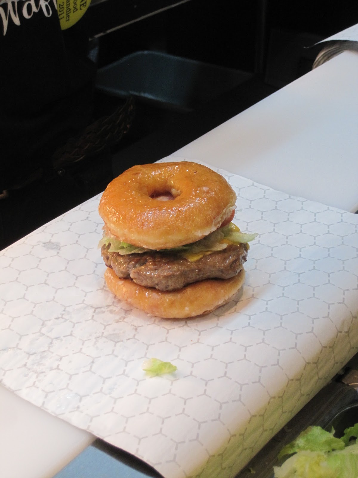 David Chiu's Stuff: Deep Fried Cola & Donut Burger!!??