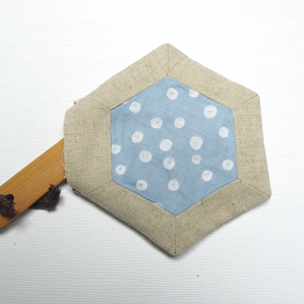 DIY Hexagon Coaster ~ Free-Tutorial.net