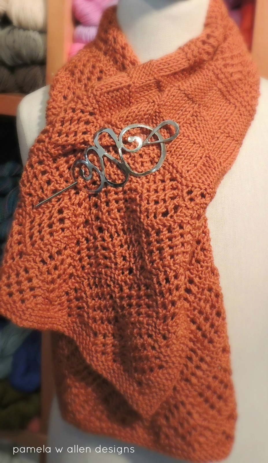 tangled...: lulu's scarf...