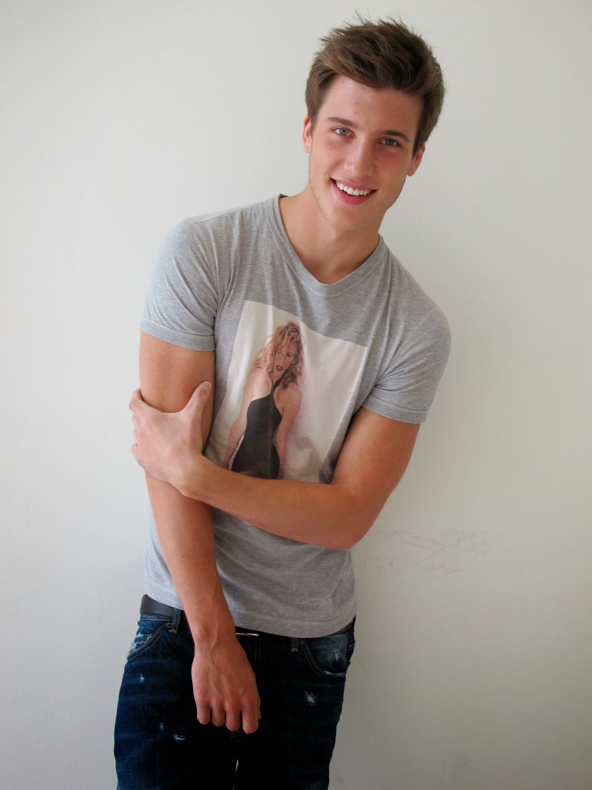 Modelos Masculinos Male Models: Modelo Masculino de hoy: Alex Larsson