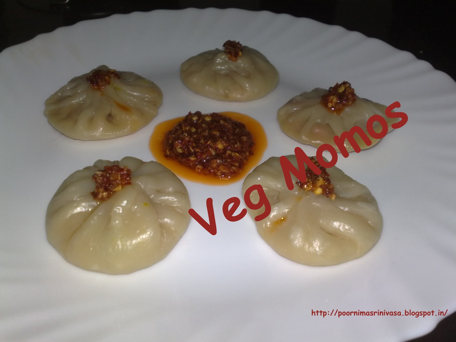 Andhra-Karnataka Bojanam: Veg Momos