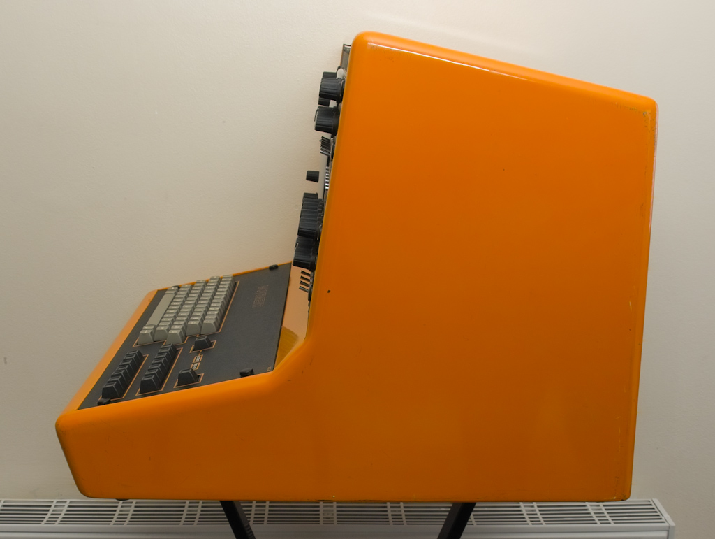 MATRIXSYNTH: Movement MCS Percussion Computer MK2 (Drum Machine) for ...